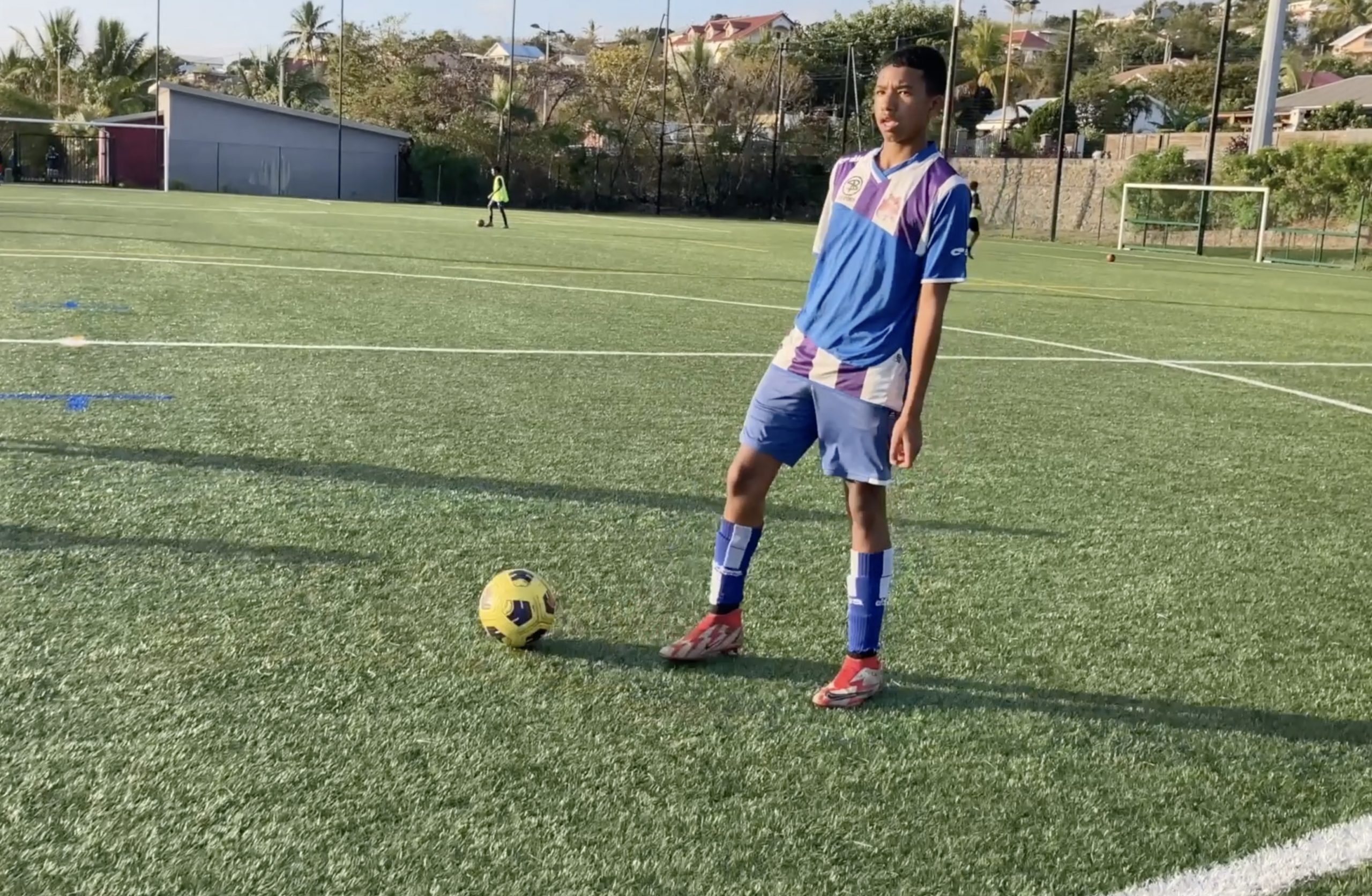 L’Athlétic Club de football de Piton Saint-Leu au tournoi international ...